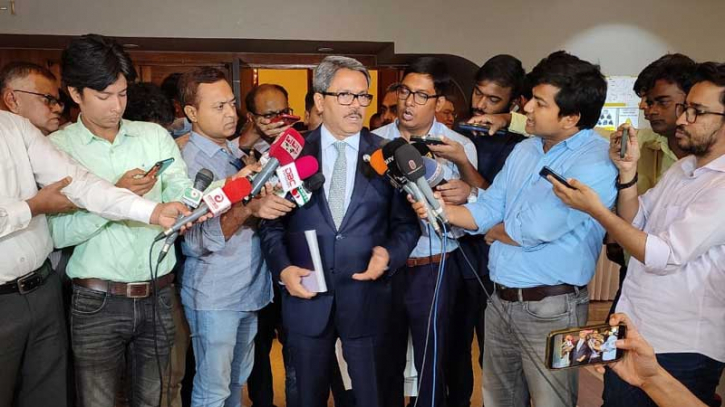 ড. ইউনূসের পক্ষে বিচার বন্ধের আহ্বান বিস্ময়কর: শাহরিয়ার আলম